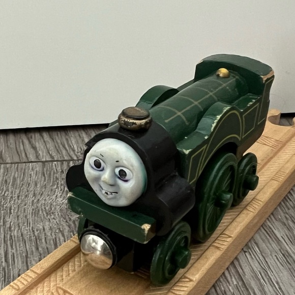 Thomas & Friends | Toys | Thomas Friends Wooden Railway Emily Train ...